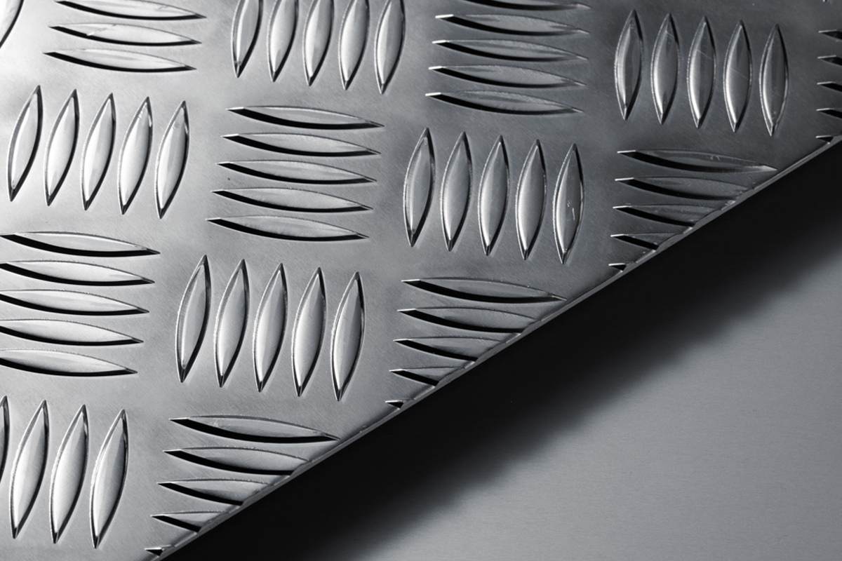 انواع ورق آجدار در 4 نمونه و جدول وزن ورق های آجدار☑